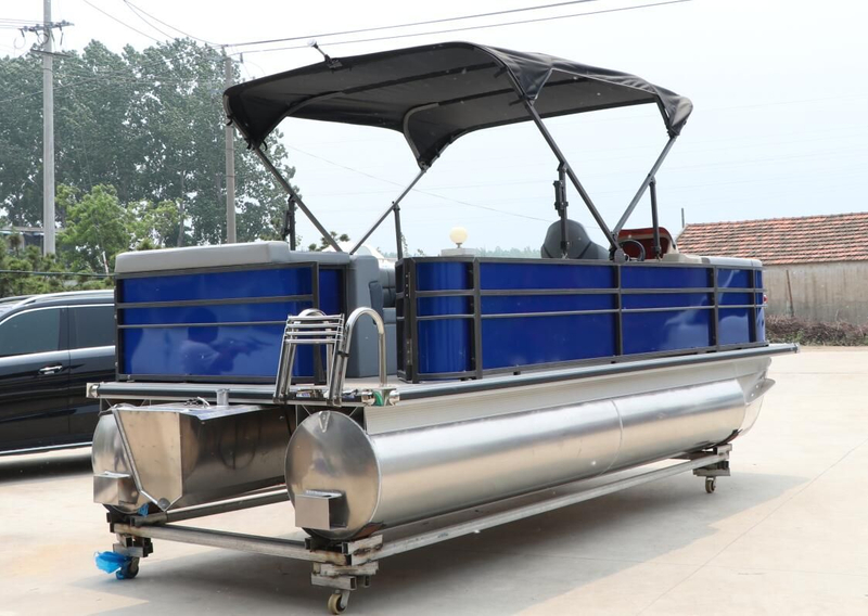 5.8M Pontoon Boat - Buy 5.8M Pontoon Boat Product on QINGDAO GOSPEL ...